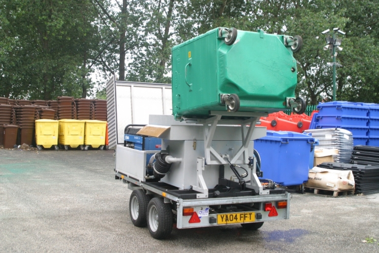 Bin washer 1 - Sweepwise Ltd.